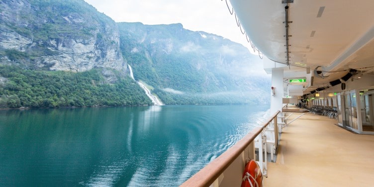 A Guide to Cruising Norway’s Stunning Fjords | Staysure™